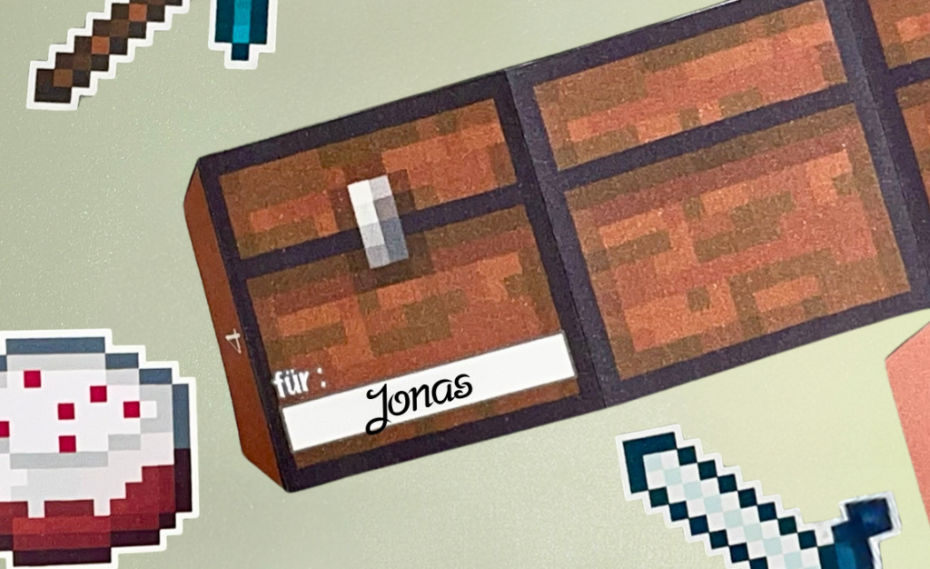 Minecraft-Einladungskarten selber basteln, kostenlose Vorlagen