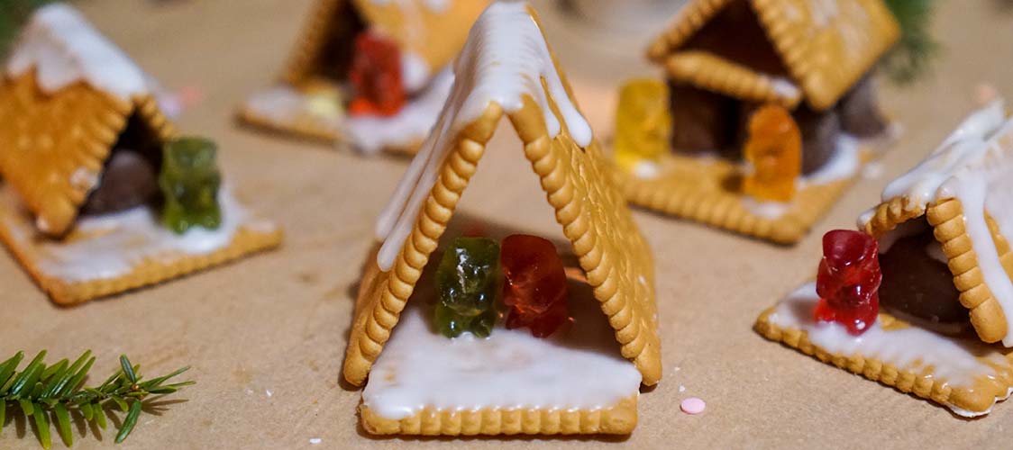 Weihnachtssnacks selber machen aus Keksen - Darinas-DIY